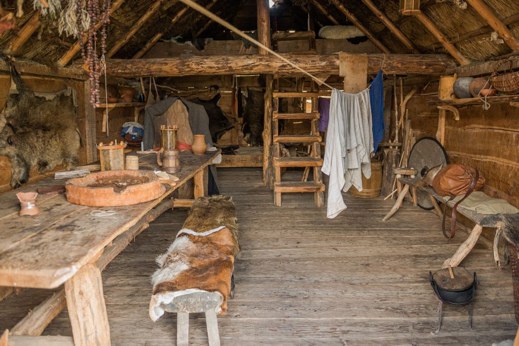 JOMSBORG – VINETA WOLIN Centrum Słowian i Wikingów – Skansen usytuowany ...