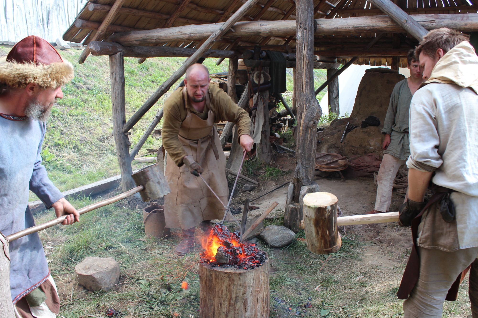 JOMSBORG – VINETA WOLIN Centrum Słowian i Wikingów – Skansen usytuowany ...